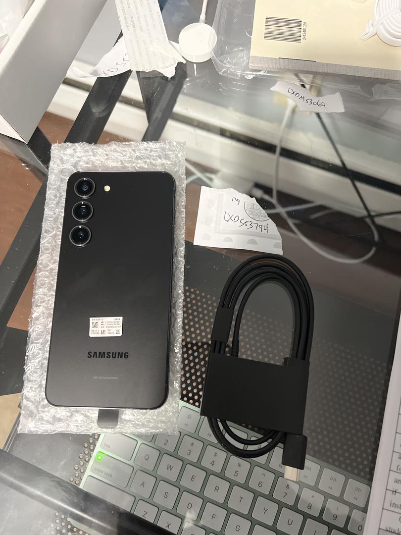 Samsung Galaxy S23 - Verizon, Black, 128GB, 8GB, SM-S911U - LXDS53794 ...