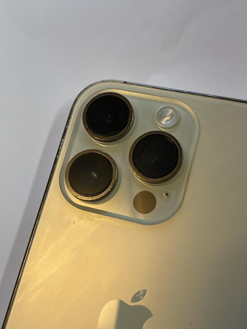 Apple iPhone 14 Pro - Unlocked, Gold, 1TB, A2650 - LXEG06813 - Swappa