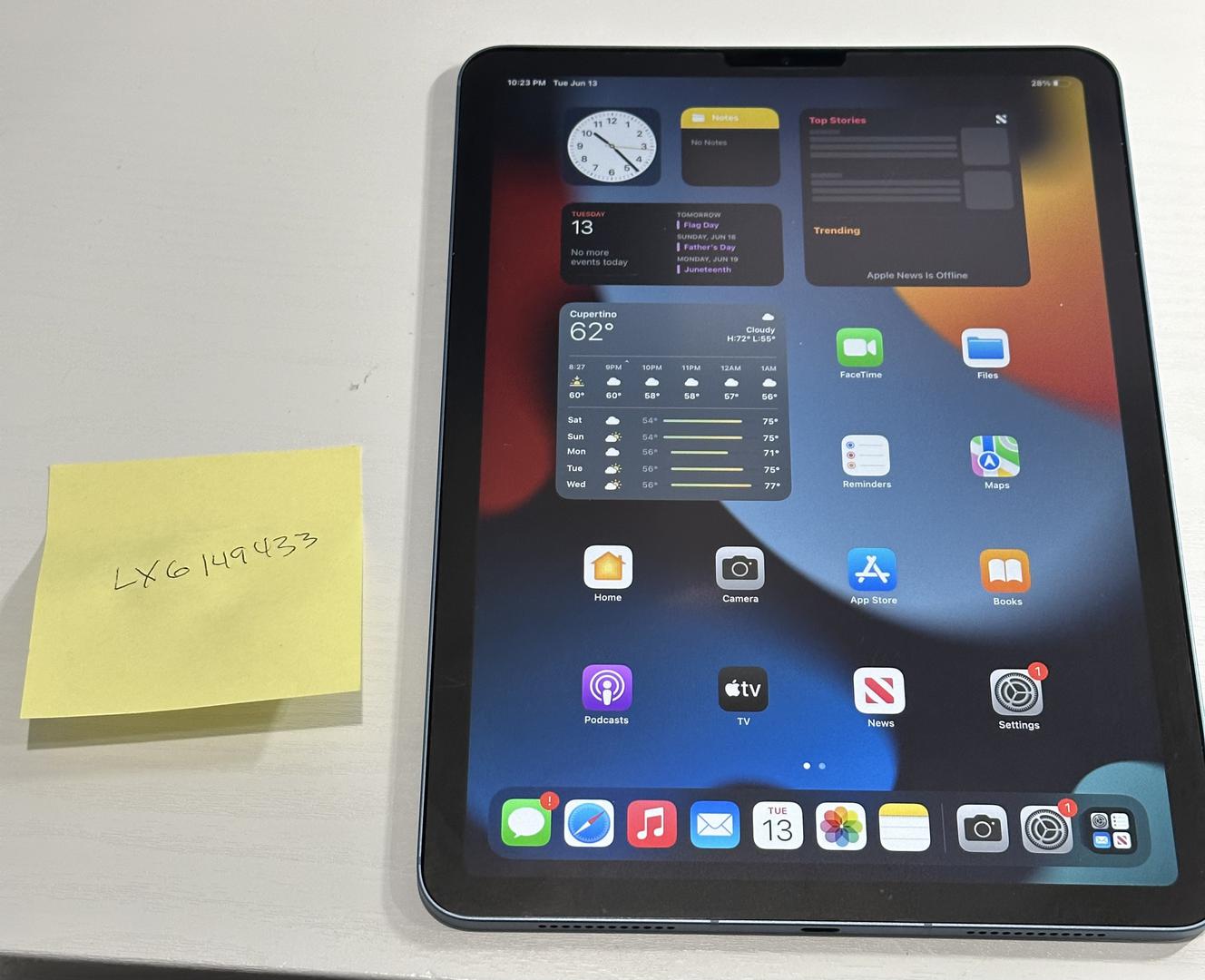 Apple iPad Air 5th Gen - Unlocked, Blue, 64GB, A2589 - LXGI49433 - Swappa