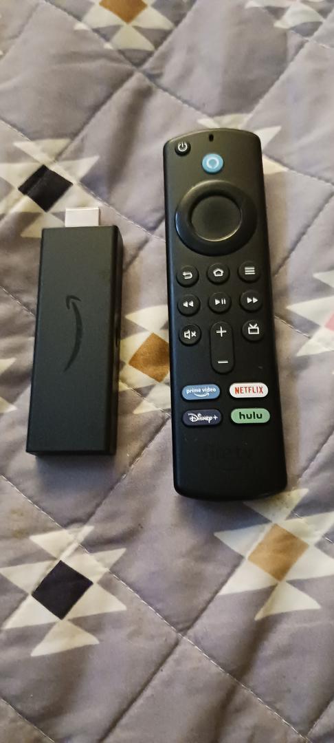 Amazon Fire TV Stick 4K Max 1st Gen (2021) - K2R2TE - LXGW06084 - Swappa