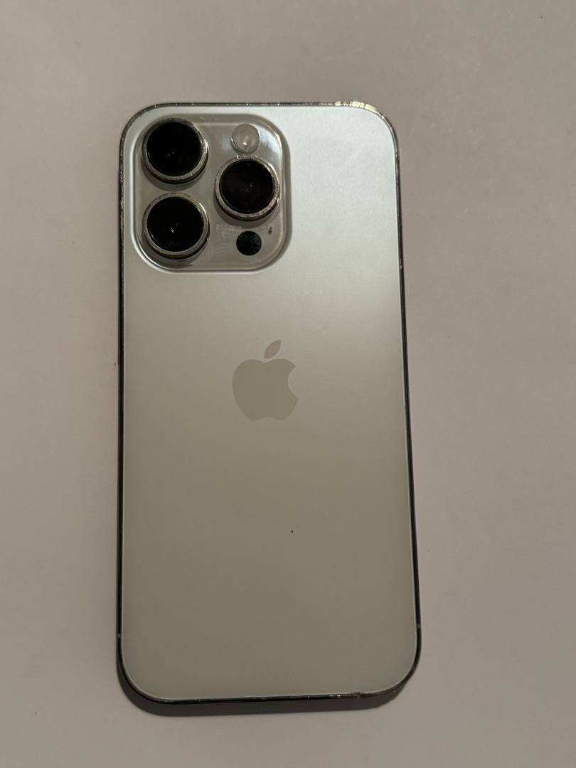 Apple iPhone 14 Pro - Unlocked, Silver, 128GB, A2650 - LXNP50837 - Swappa