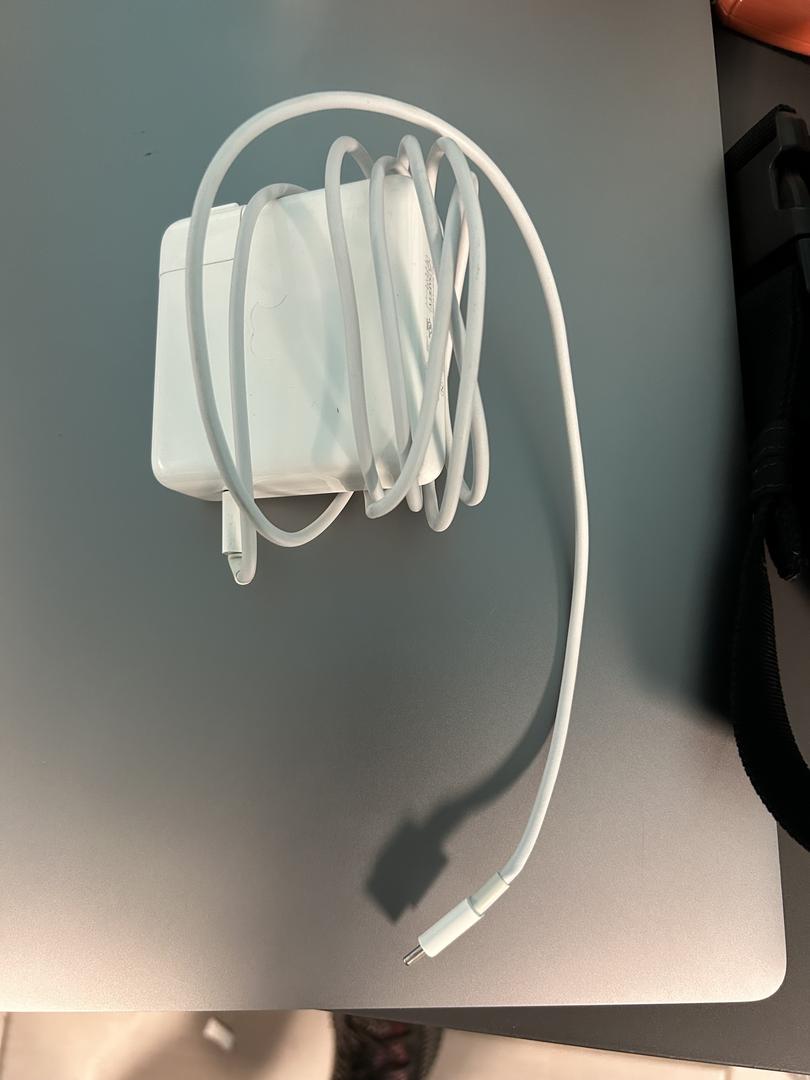 MacBook Pro 2019 - 16" - I9, Gray, 512GB, 32GB - LXNY01370 - Swappa