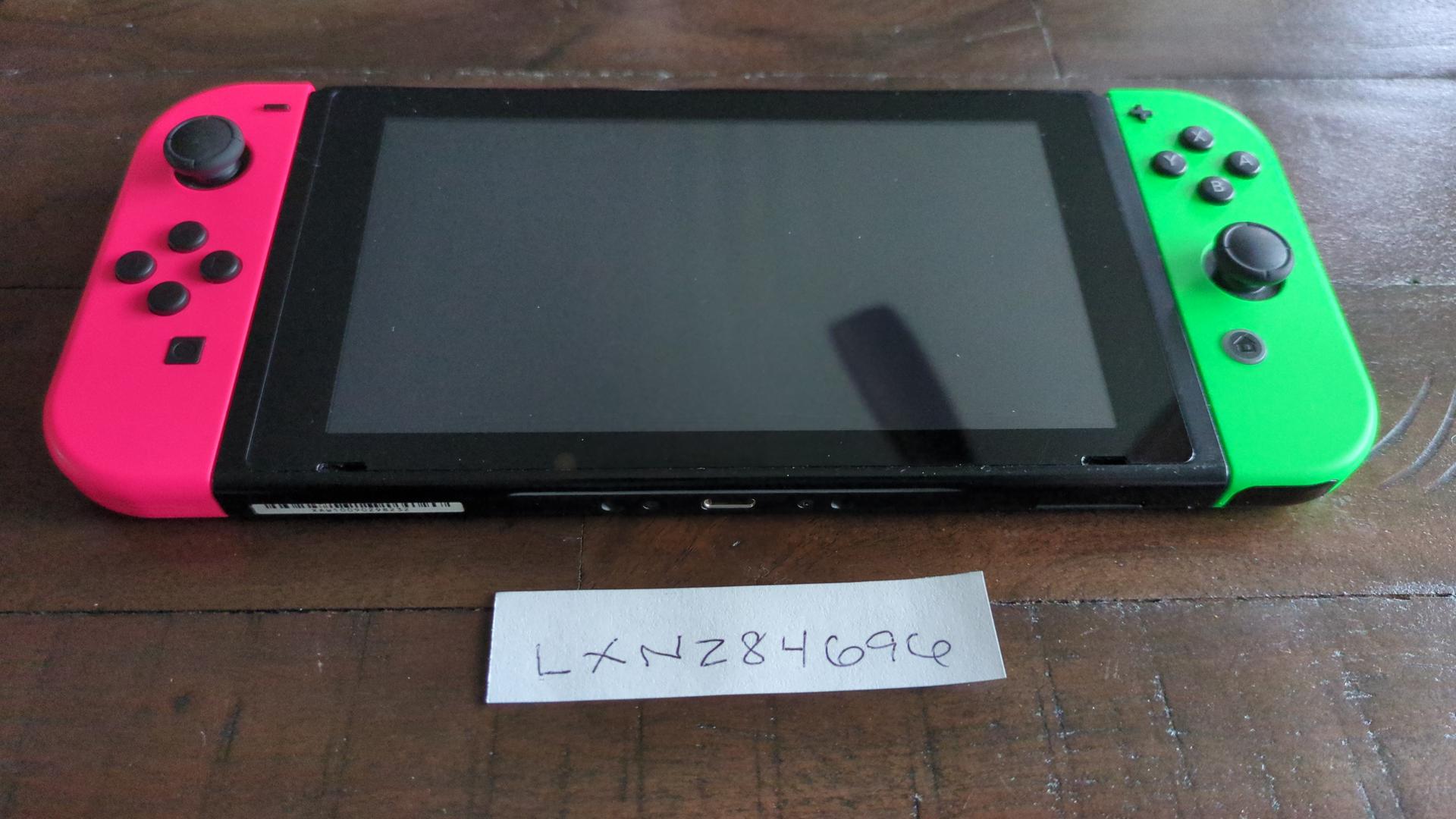 Nintendo Switch - Pink & Green, 32GB - LXNZ84696 - Swappa