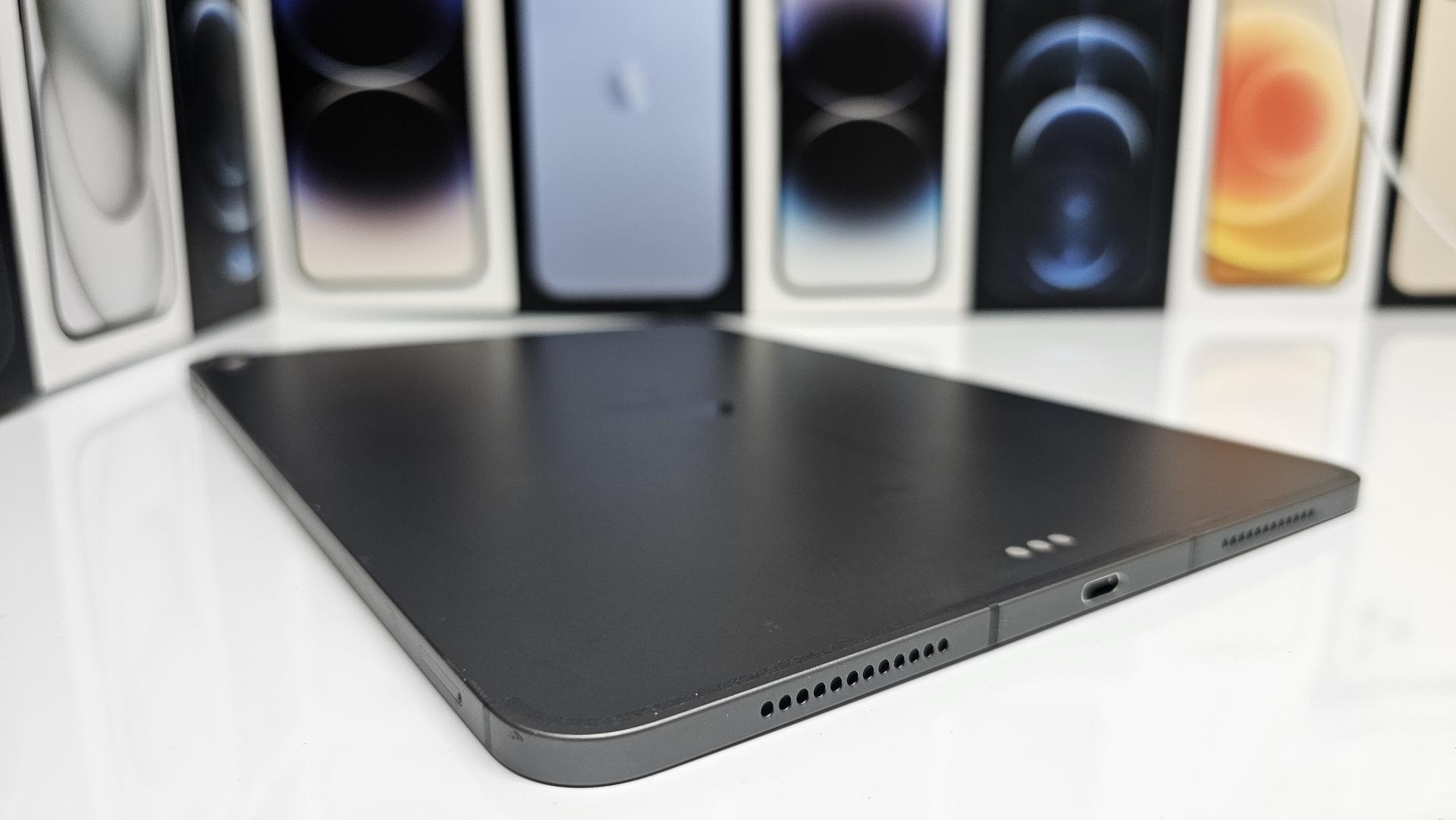 Apple iPad Air 4th Gen - Unlocked, Gray, 256GB, A2324 - LYAD38175 - Swappa