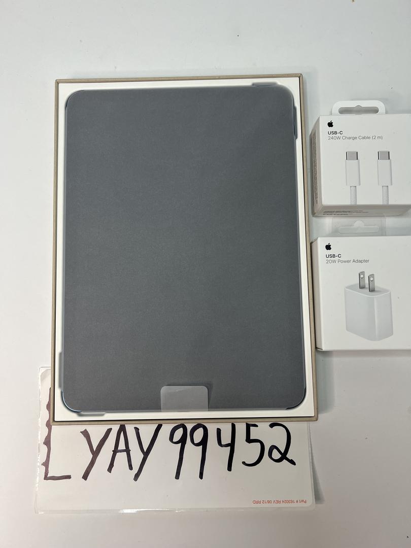 Apple iPad Air 5th Gen - Wi-Fi, Blue, 256GB, A2588 - LYAY99452 - Swappa