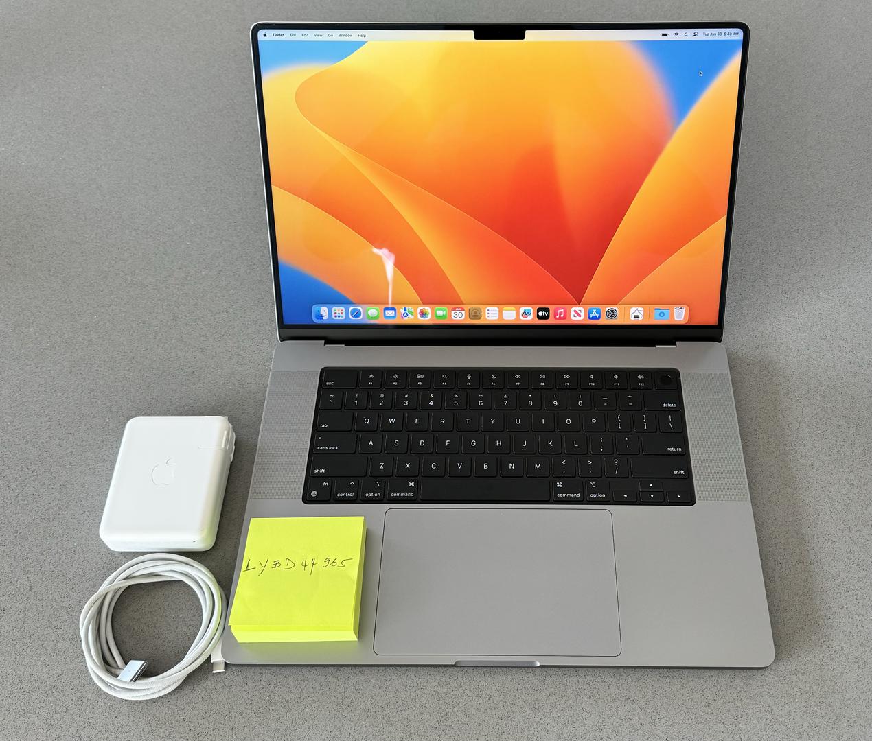 MacBook Pro 2021 - 16" - Apple M1 Max, Gray, 1TB, 32GB - LYBD44965 - Swappa