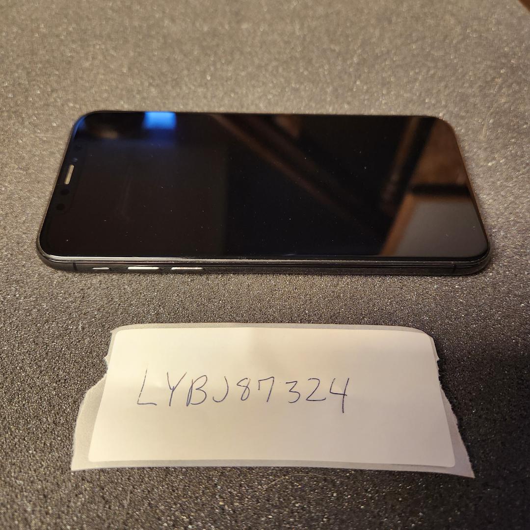 Apple iPhone X - Unlocked, Gray, 64GB, A1865 - LYBJ87324 - Swappa