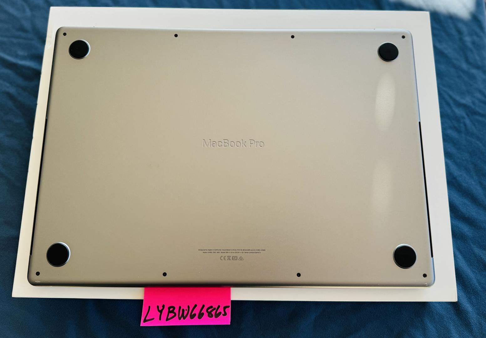 MacBook Pro 2021 - 16" - Apple M1 Pro 10-core, Gray, 512GB, 16GB ...