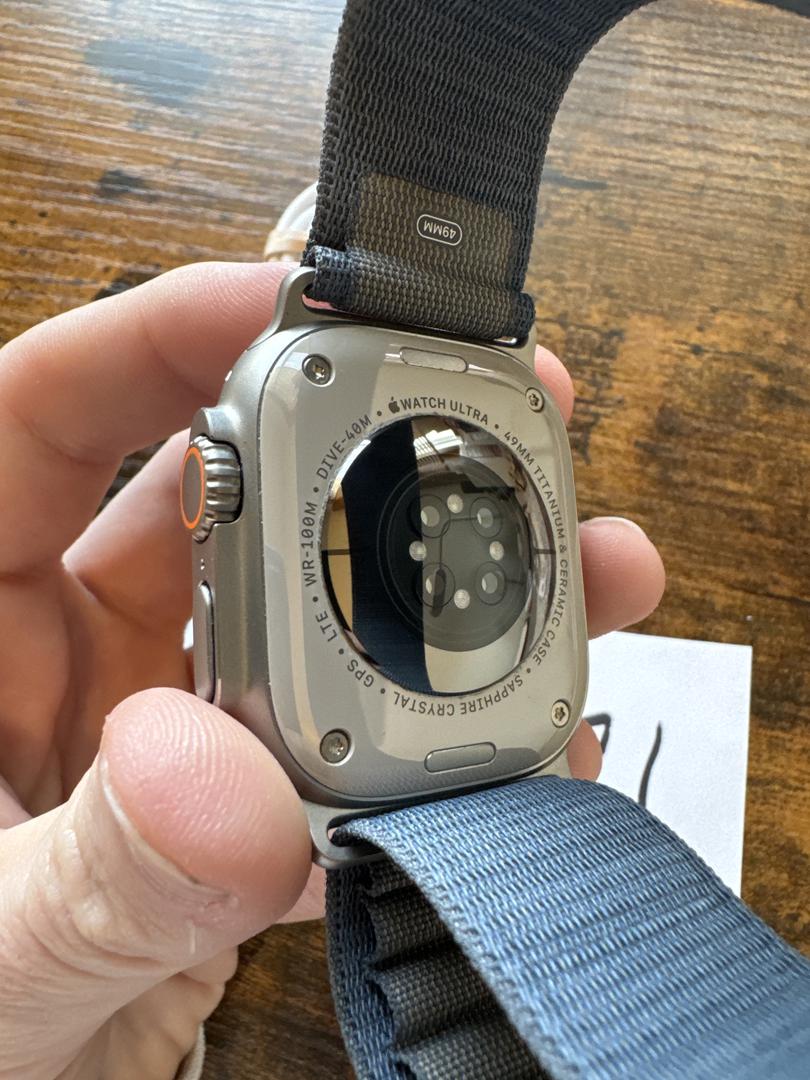 Apple Watch Ultra 2 49mm - Unlocked, Titanium, A2986 - LYCE85891 - Swappa
