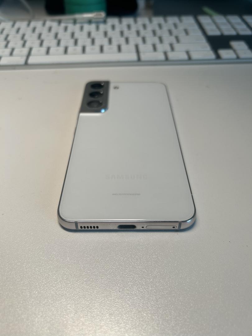 Samsung Galaxy S22 - T-Mobile, White, 256GB, 8GB, SM-S901U - LYCG37582 ...