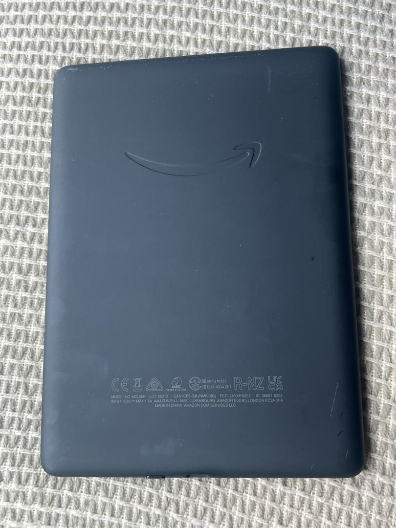 Amazon Kindle Paperwhite 11th Gen 2021 - Amazon, Black, 8GB - LYCH91553 ...