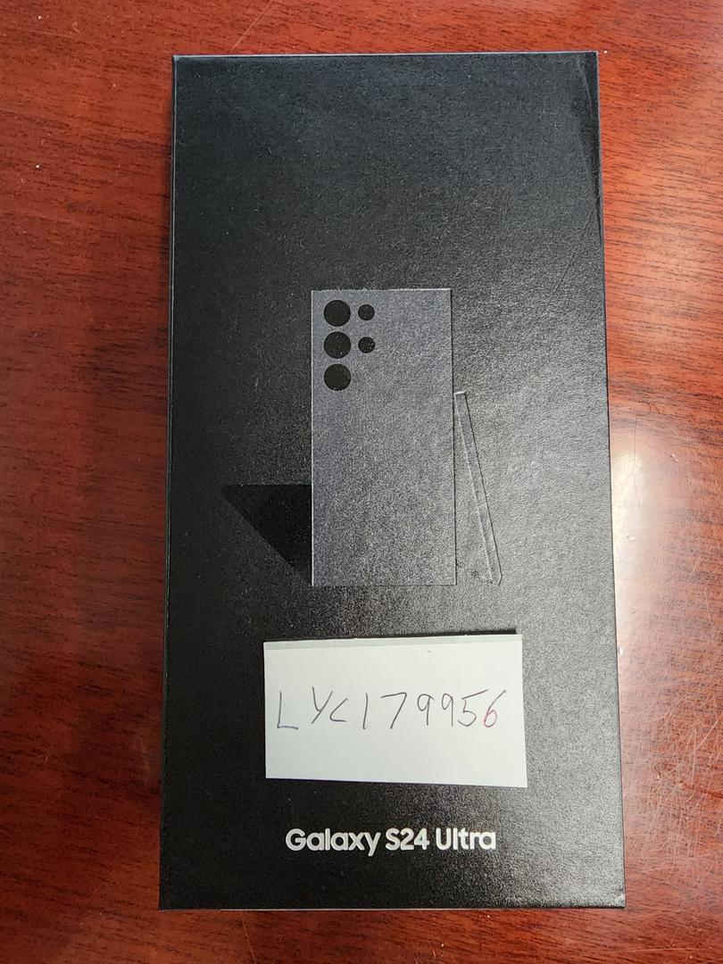 Samsung Galaxy S24 Ultra - Unlocked, Black, 256GB, 12GB, SM-S928U1 ...