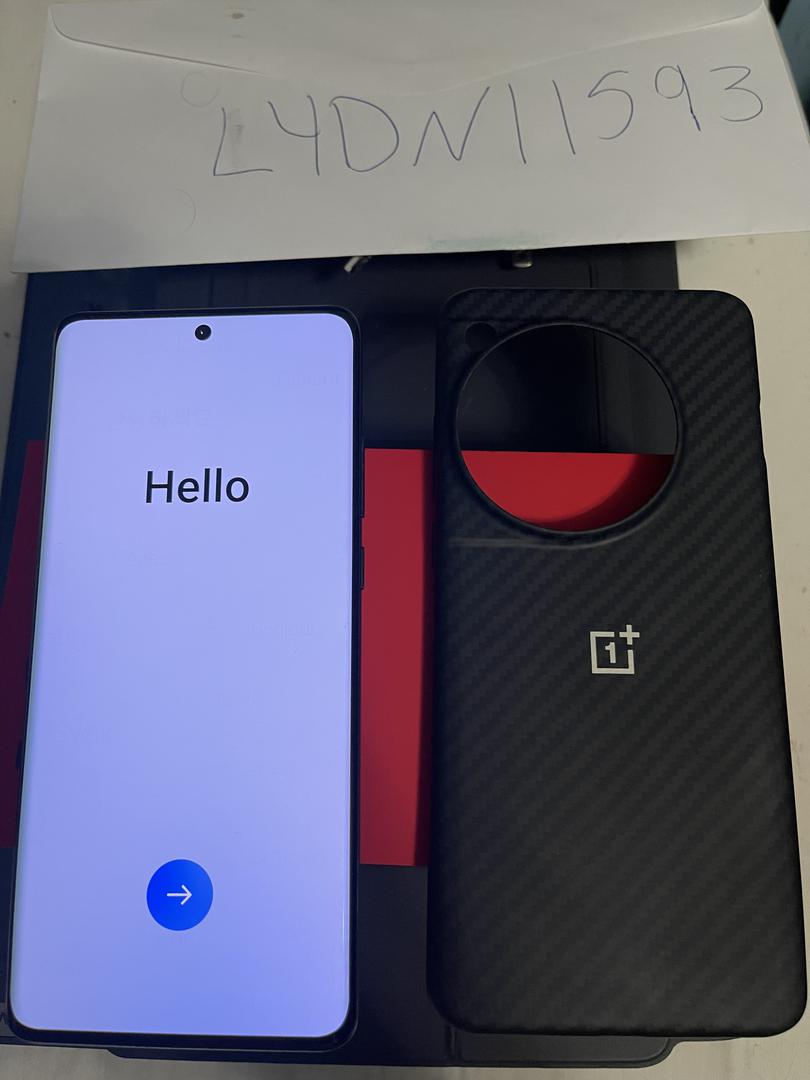 OnePlus 12 - Unlocked, Black, 512GB, 16GB, CPH2583 - LYDN11593 - Swappa