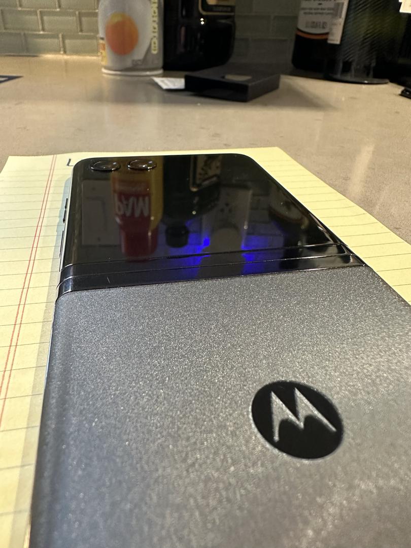 Motorola Razr Plus 2023 - Spectrum, Black, 256GB, 8GB - LYDX36984 - Swappa