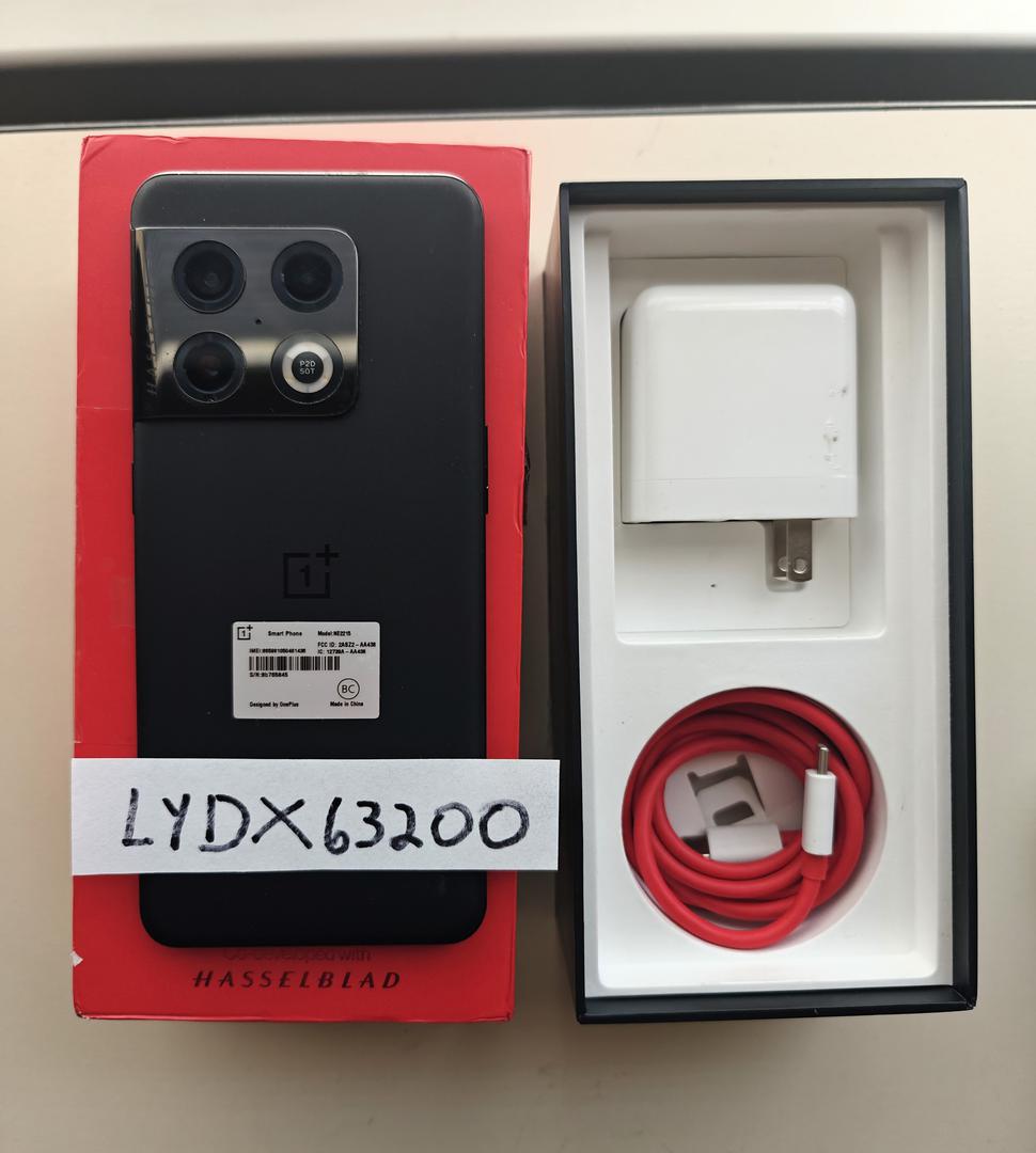 OnePlus 10 Pro - Unlocked, Black, 256GB, 12GB, NE2215 - LYDX63200 - Swappa