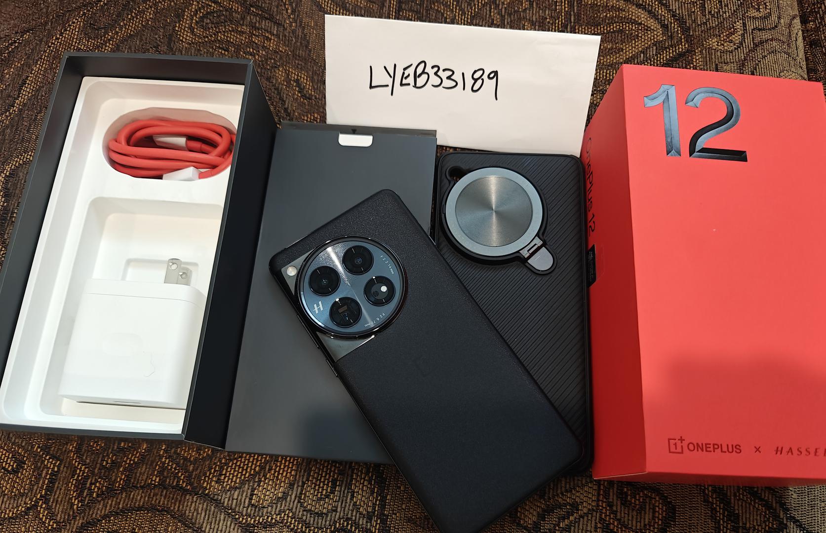 OnePlus 12 - Unlocked, Black, 256GB, 12GB, CPH2583 - LYEB33189 - Swappa