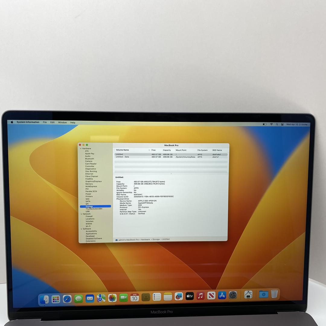MacBook Pro 2019 - 16" - I7, Gray, 512GB, 16GB - LYEL63127 - Swappa