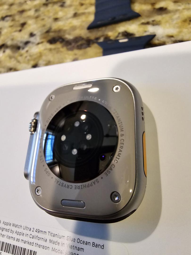 Apple Watch Ultra 2 49mm - Unlocked, Titanium, A2986 - LYEO12541 - Swappa