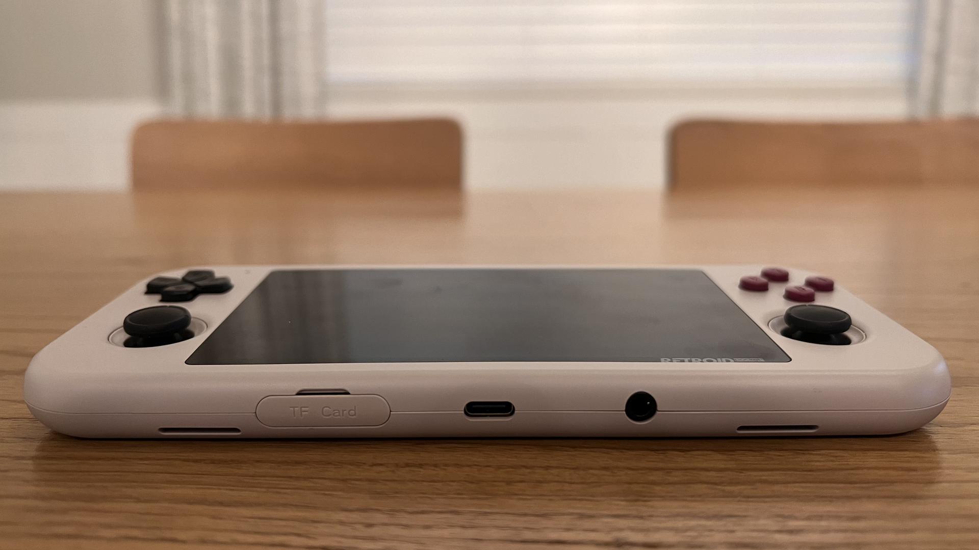 Retroid Pocket 3 Plus - Gray, 128GB, 4GB - LYER11380 - Swappa