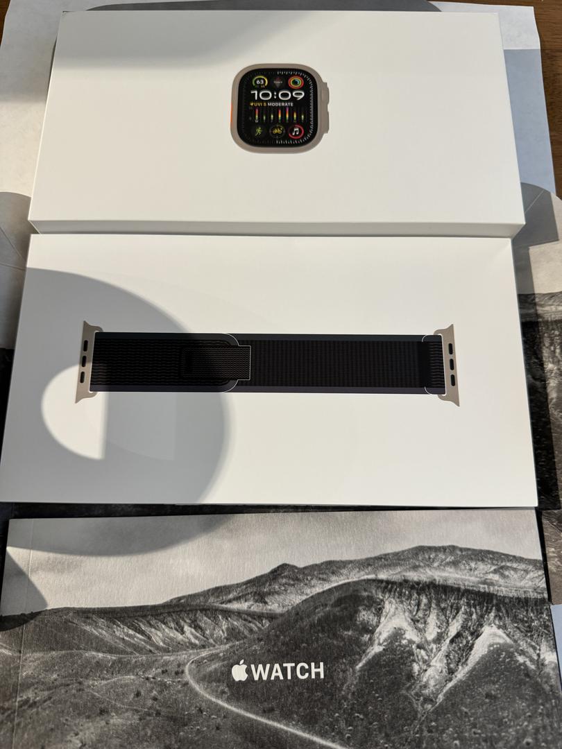 Apple Watch Ultra 2 49mm - Unlocked, Titanium, A2986 - LYEU16462 - Swappa
