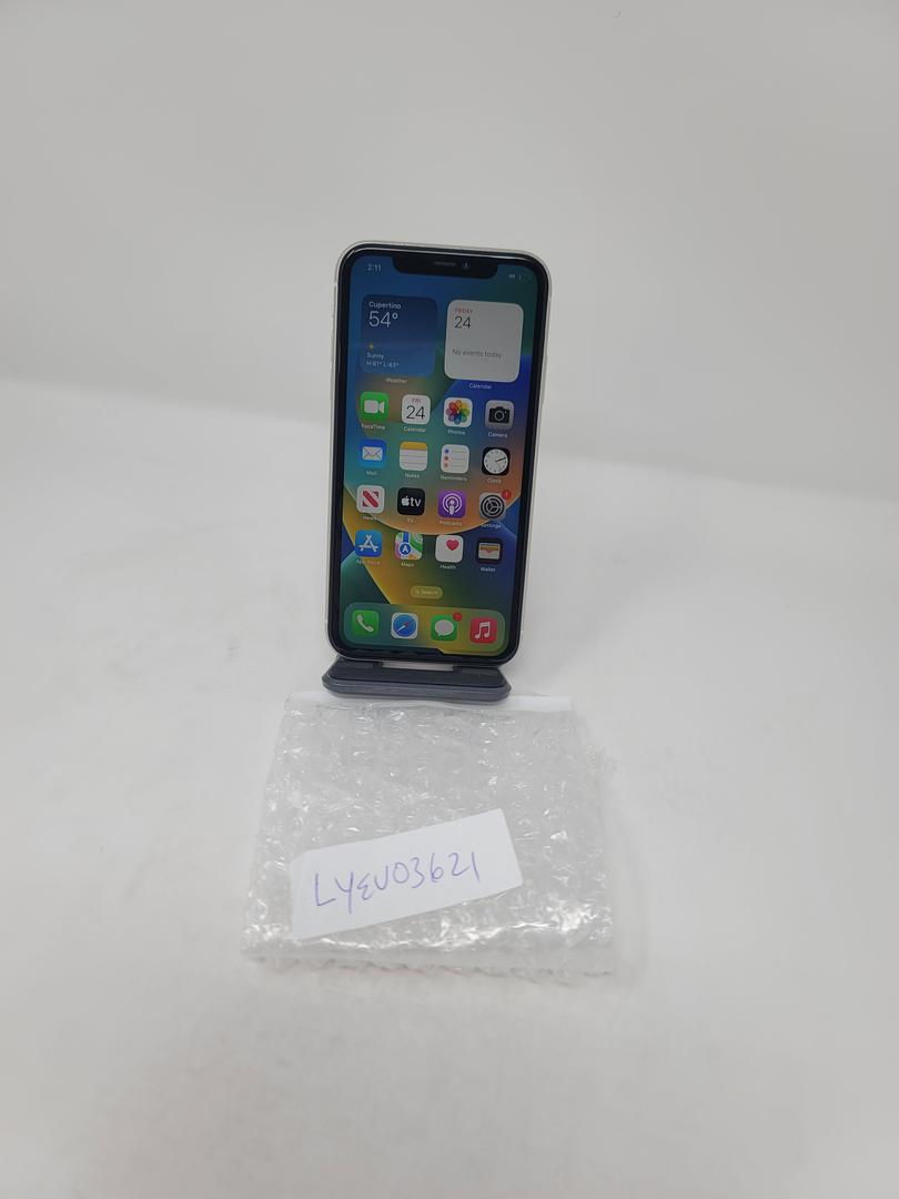 Apple iPhone 11 - Unlocked, White, 64GB, A2111 - LYEV03621 - Swappa