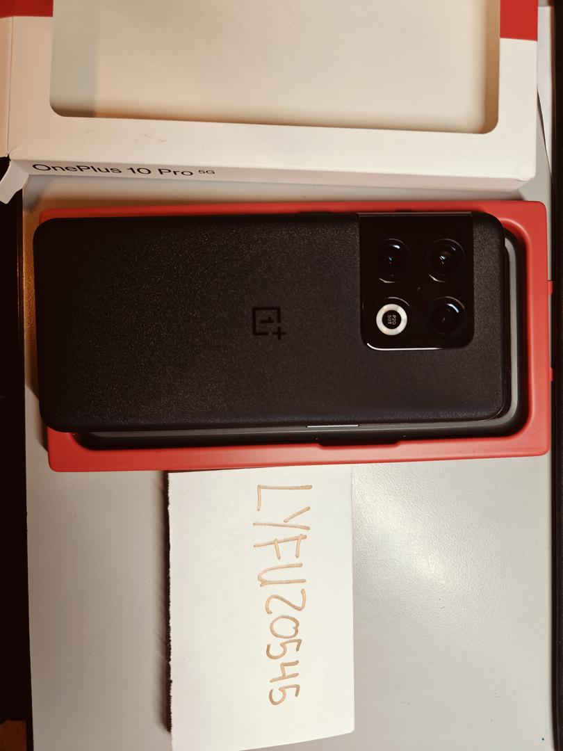 OnePlus 10 Pro - Unlocked, Black, 128GB, 8GB, NE2215 - LYFU20545 - Swappa