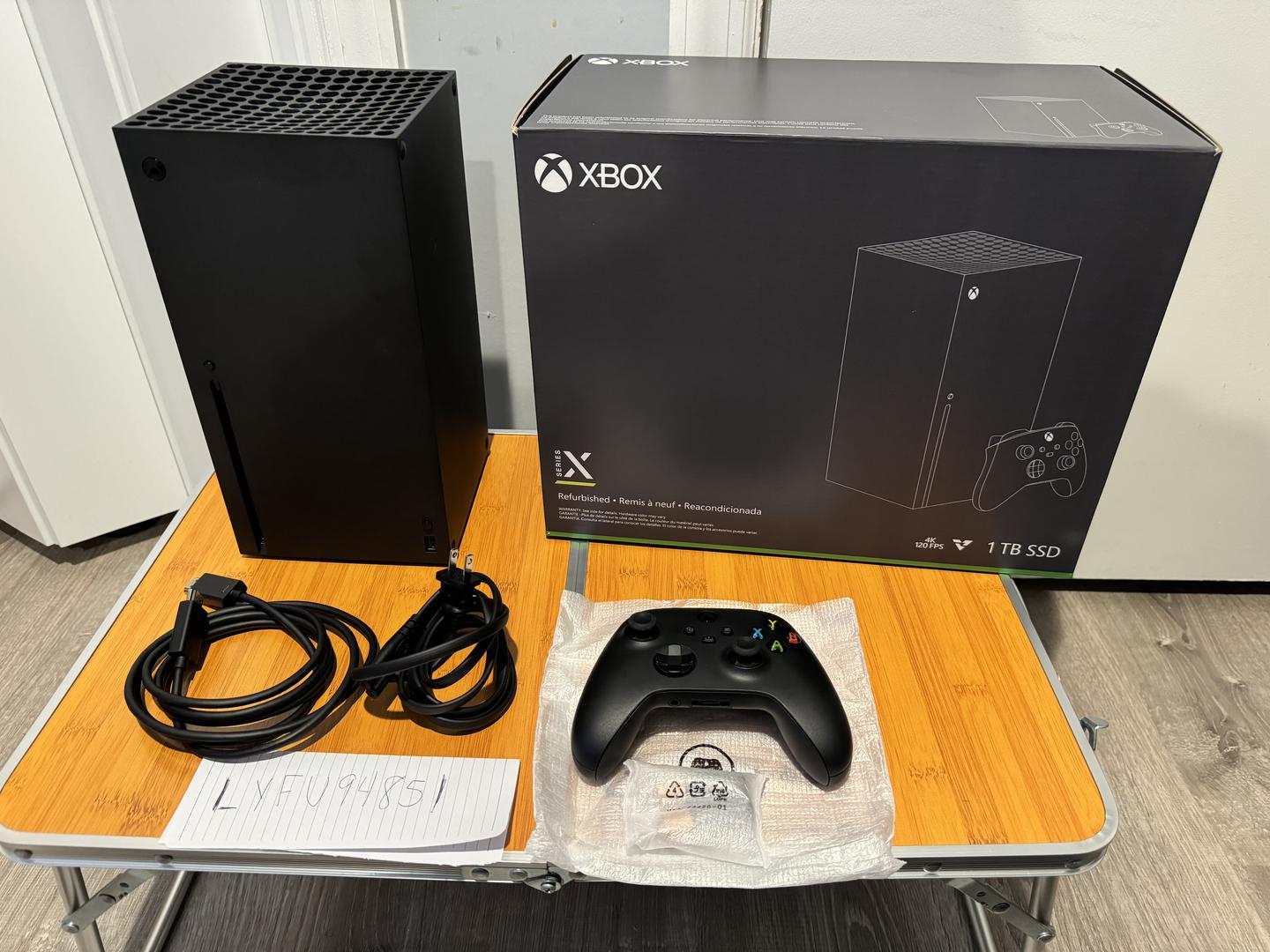 Xbox Series X (2020) - Black, 1TB, standard - LYFU94851 - Swappa