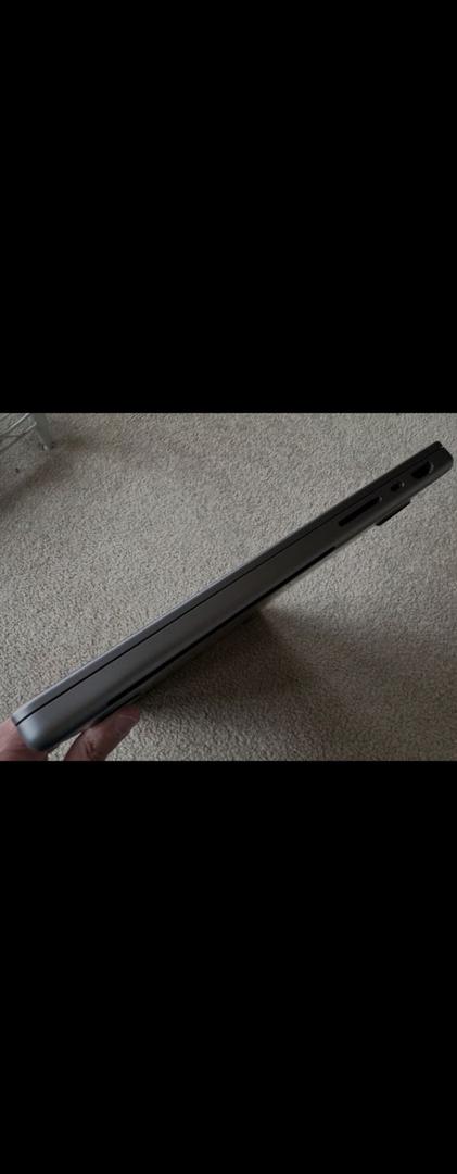 MacBook Pro Late 2023 (M3) - 14" - Apple M3, Silver, 512GB, 8GB, 10 ...