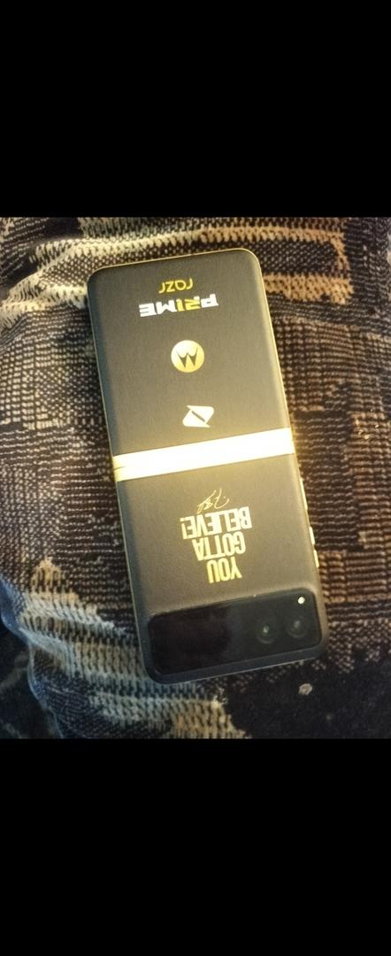 Motorola Razr 2023 - Boost, Black & Gold, 128GB, 8GB, Prime Edition ...