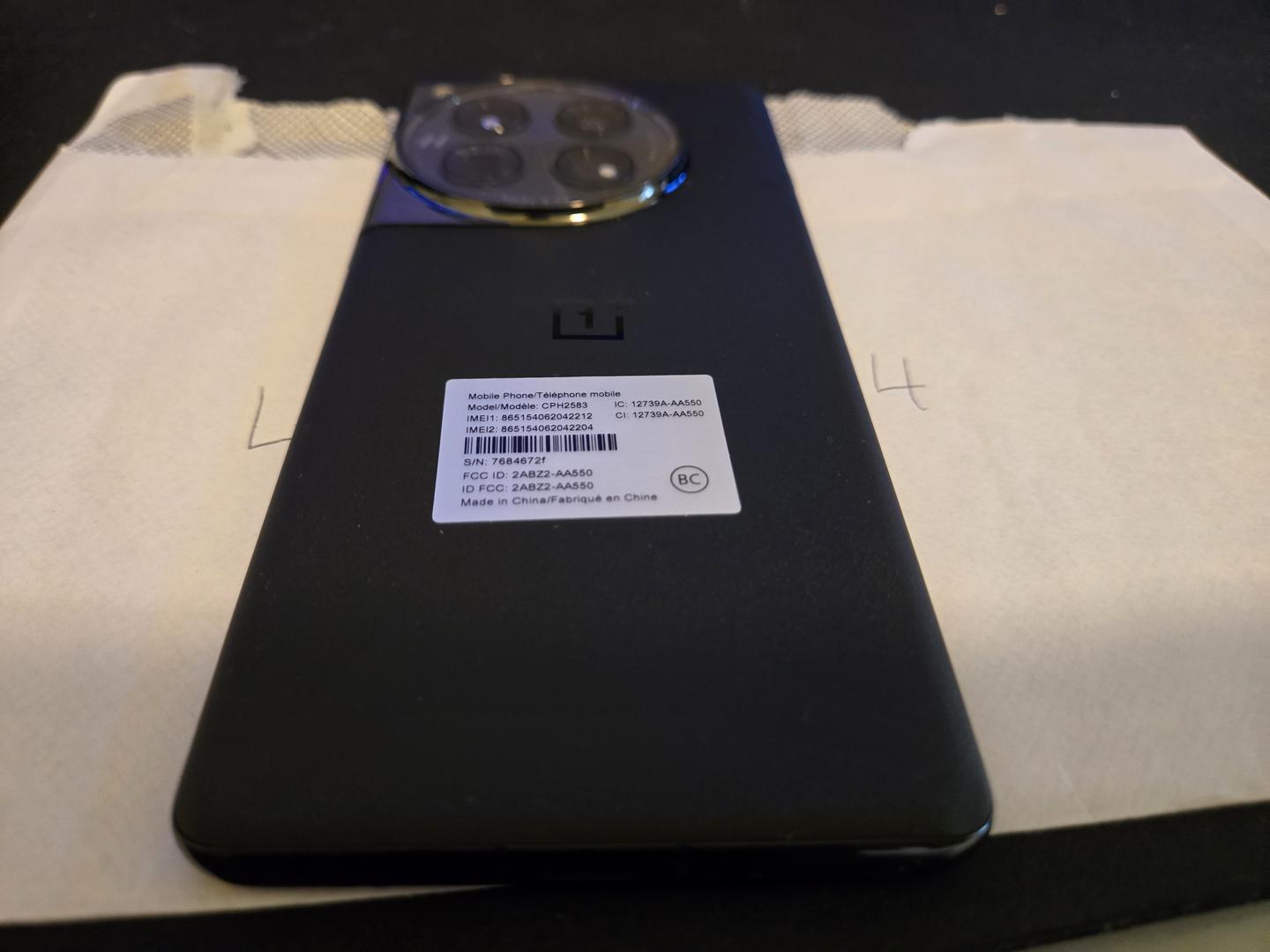 OnePlus 12 - Unlocked, Black, 512GB, 16GB, CPH2583 - LYFY57774 - Swappa