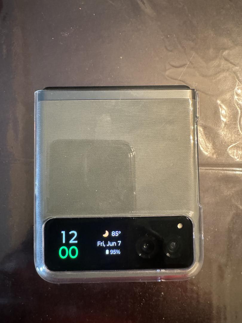 Motorola Razr 2023 - Metro by T-Mobile, Sage, 128GB, 8GB - LYGC87274 ...