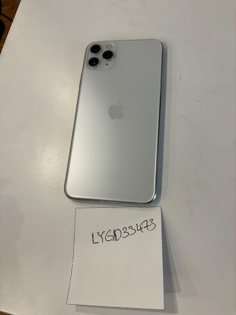 Apple iPhone 11 Pro Max - Unlocked, Silver, 256GB, A2161 - LYGD33473 ...