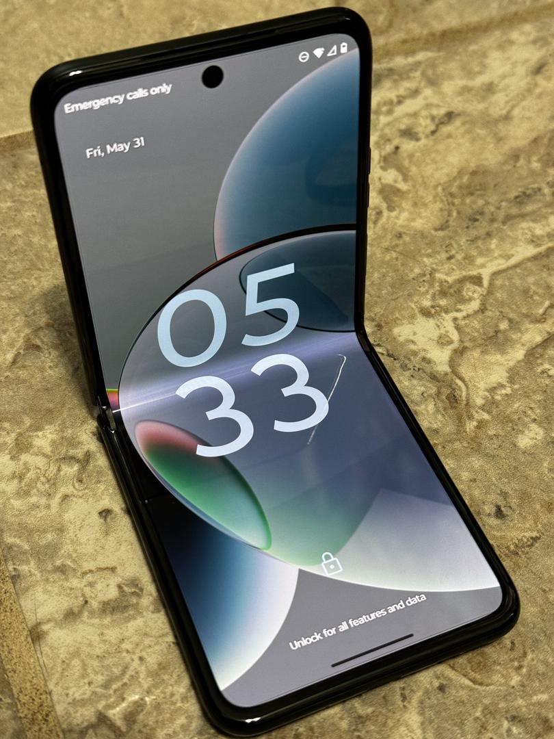 Motorola Razr 2023 - T-Mobile, Sage, 128GB, 8GB - LYGD49612 - Swappa