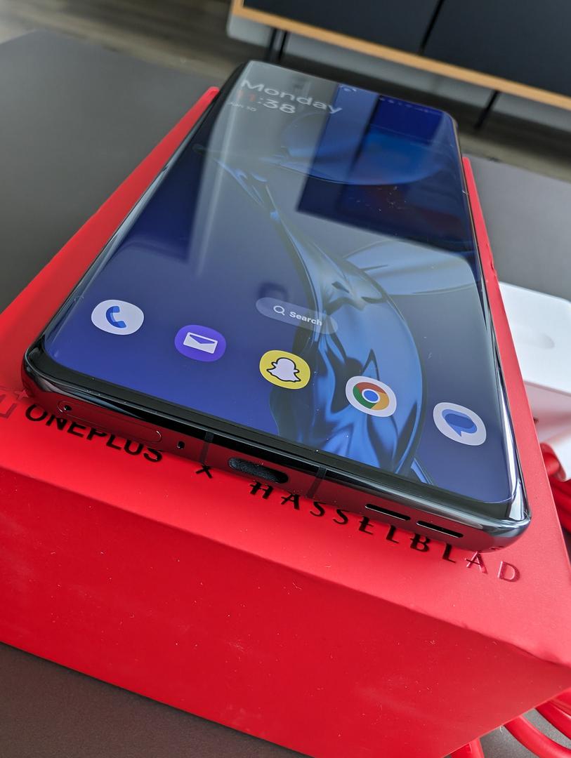 OnePlus 12 - Unlocked, Black, 256GB, 12GB, CPH2583 - LYGF75868 - Swappa