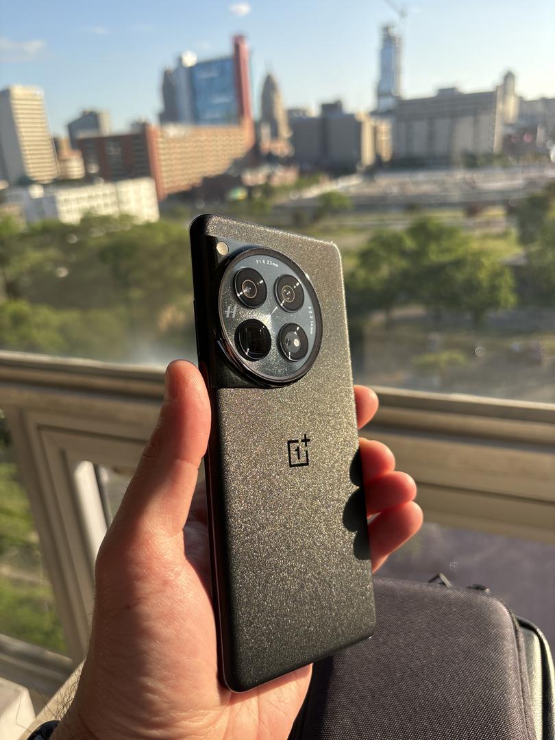 OnePlus 12 - Unlocked, Black, 512GB, 16GB, CPH2583 - LYGF82081 - Swappa