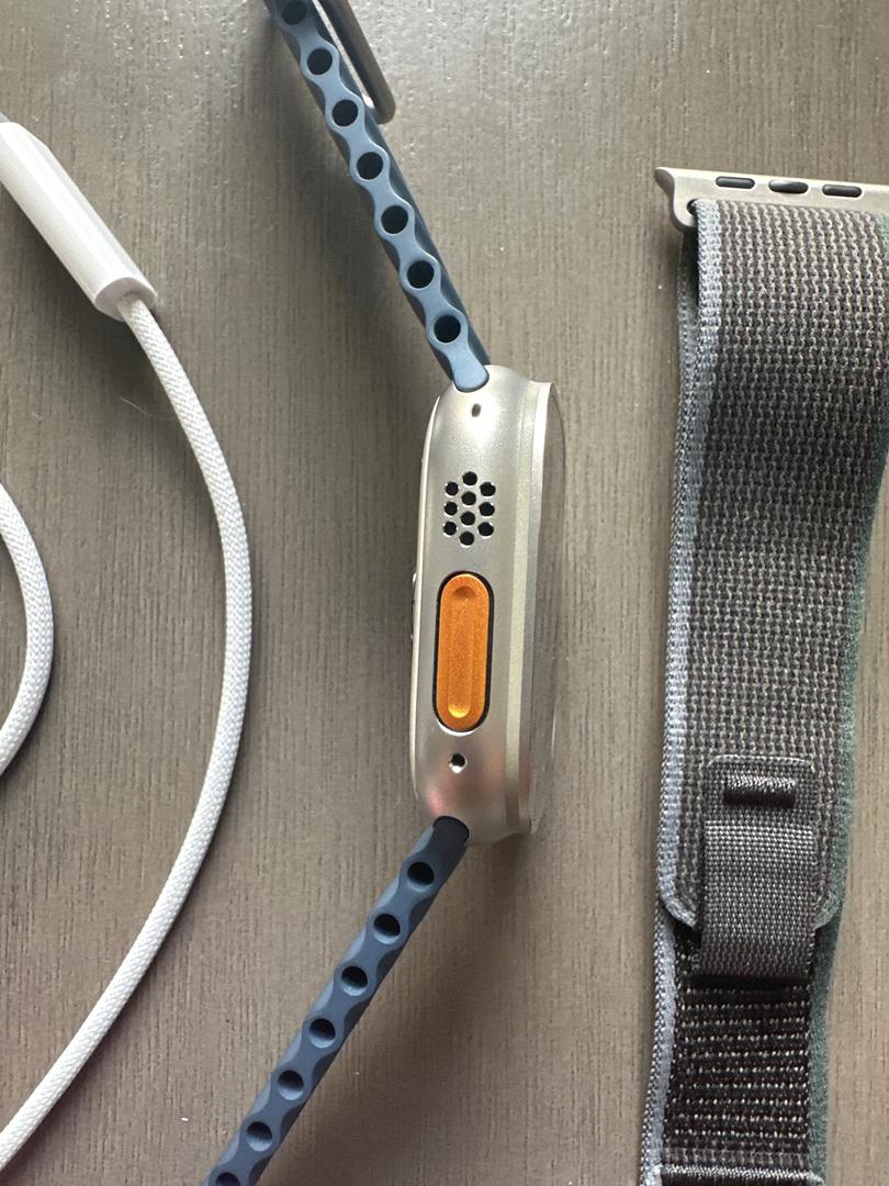 Apple Watch Ultra 2 49mm - Unlocked, Titanium, A2986 - LYGG30219 - Swappa