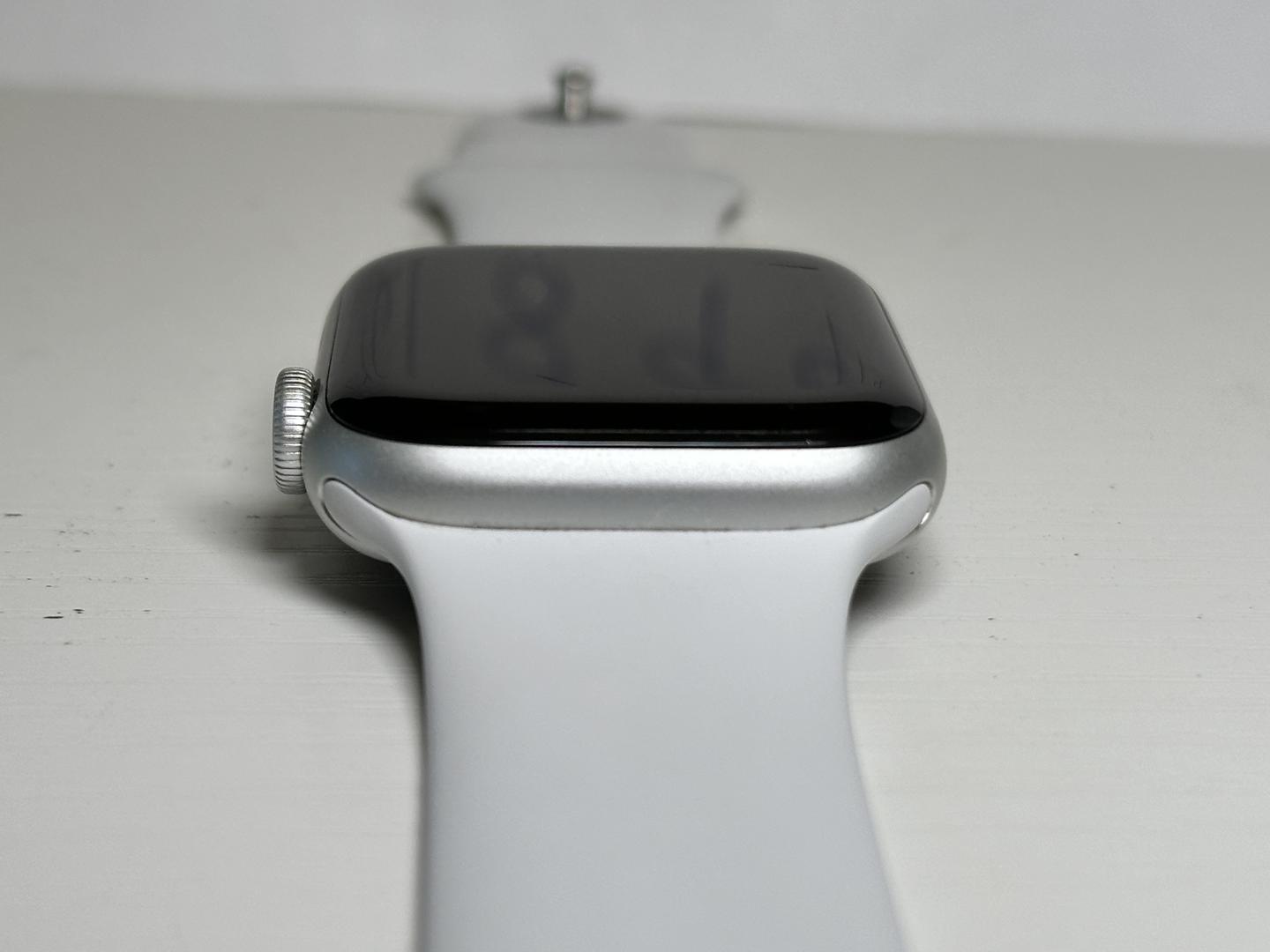 Apple Watch Series 6 44mm - Silver, A2292 - GPS, Aluminum - LYGI89414 ...
