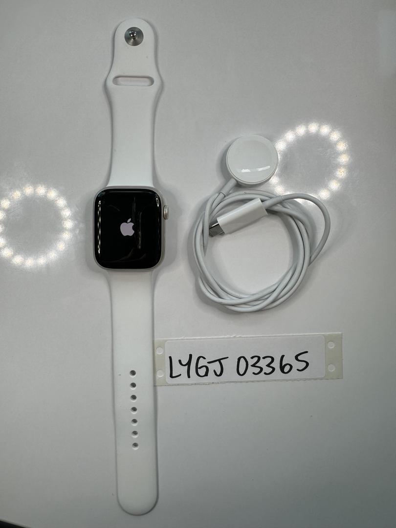 Apple Watch Series 8 45mm - Silver, A2771 - GPS, Aluminum - LYGJ03365 ...