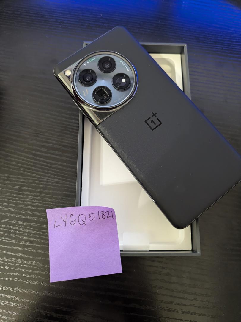 OnePlus 12 - Unlocked, Black, 512GB, 16GB, CPH2583 - LYGQ51821 - Swappa