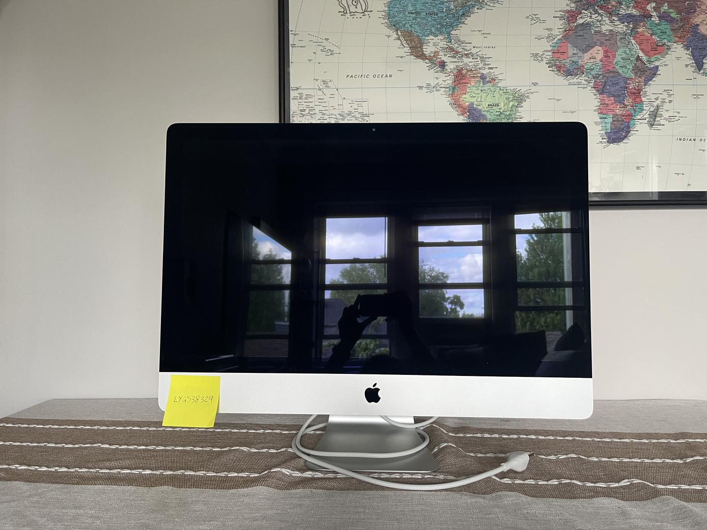 iMac 2017 27" Retina 5K - I5, 1TB, 8GB - LYGS38329 - Swappa