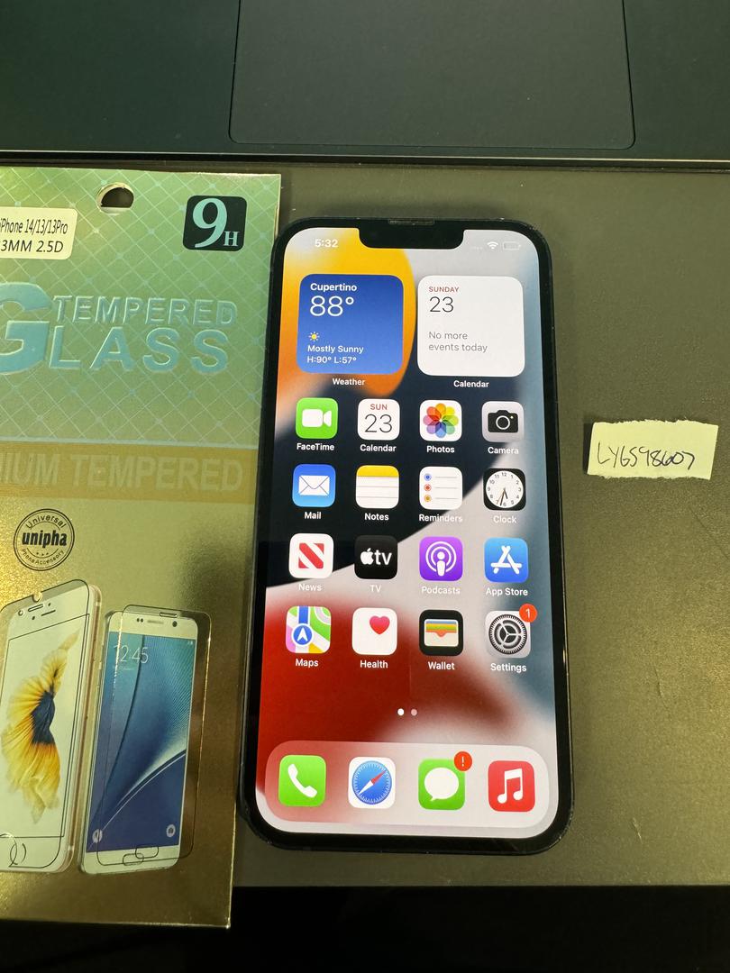 Apple iPhone 13 - Verizon, Midnight, 256GB, A2482 - LYGS98607 - Swappa