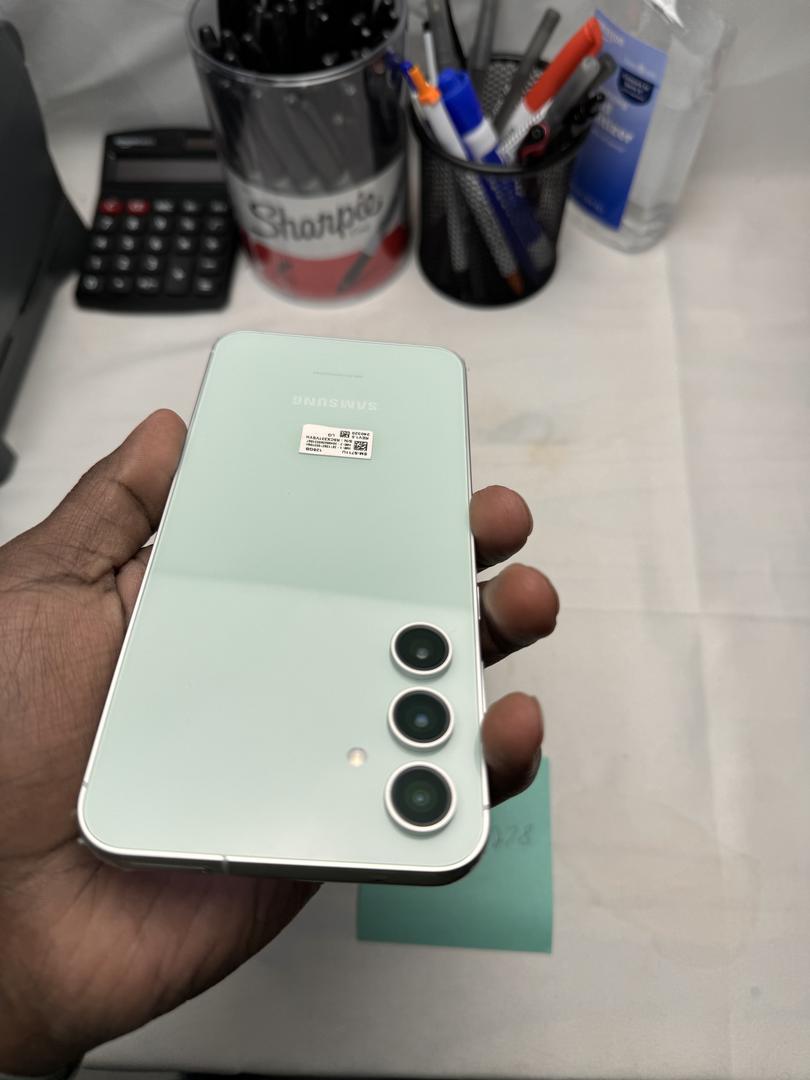 Samsung Galaxy S23 FE - Verizon, Graphite, 128GB, 8GB, SM-S711U ...