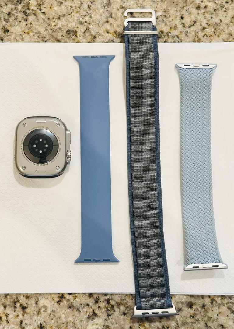 Apple Watch Ultra 2 49mm - Unlocked, Titanium, A2986 - LYGW69000 - Swappa
