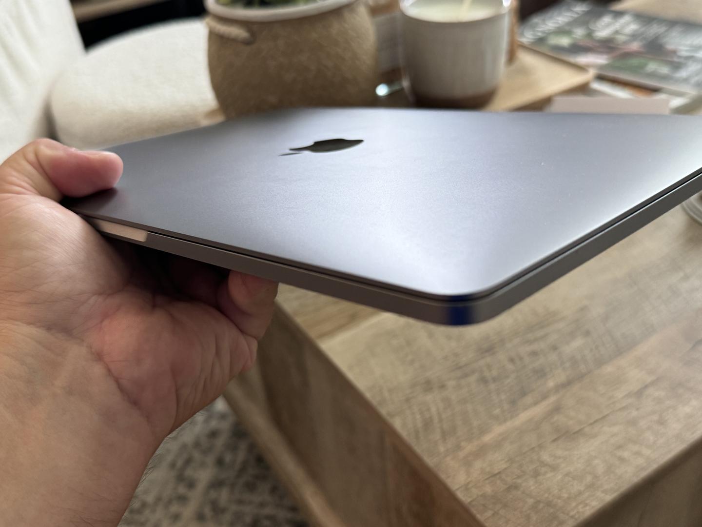 MacBook Pro 2020 - 13" - Apple M1, Gray, 256GB, 8GB - LYGX21849 - Swappa