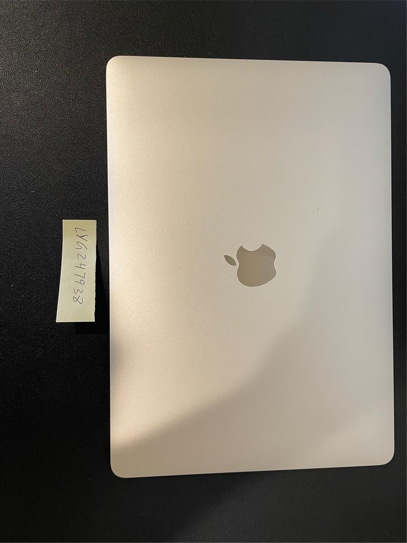 MacBook Air 2020 - 13" - Apple M1, Silver, 512GB, 8GB - LYGZ47938 - Swappa