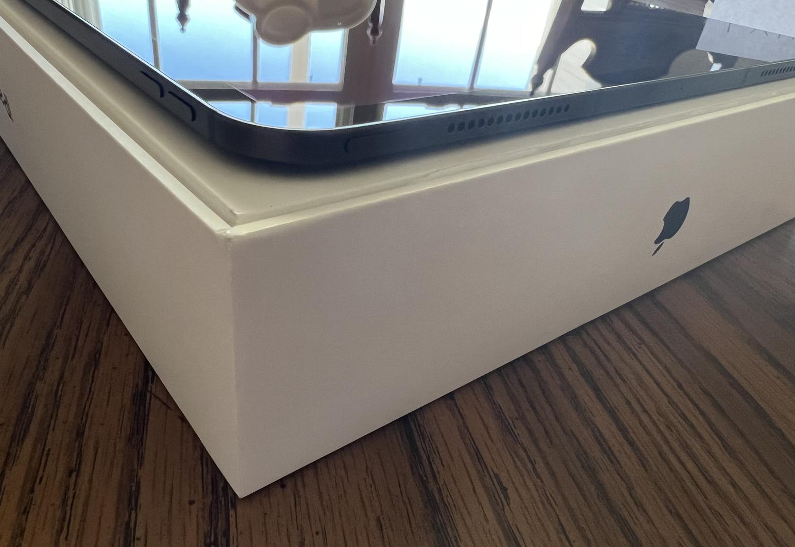 Apple iPad Pro 13" (M4) 2024 - AT&T, Black, 256GB, 8GB, A2926, Standard ...