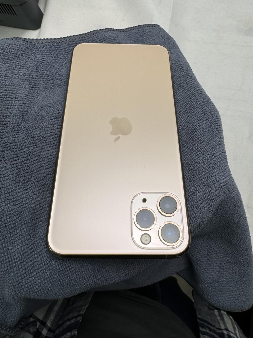 Apple iPhone 11 Pro Max - Unlocked, Gold, 64GB, A2161 - LYHB99172 - Swappa