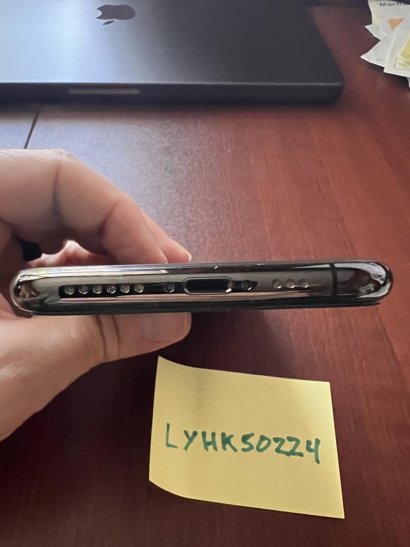 Apple iPhone Xs - T-Mobile, Gray, 256GB, A1920 - LYHK50224 - Swappa