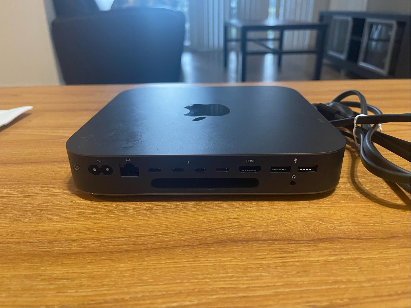 Mac mini 2018 - I7, Gray, 512GB, 16GB - LYHV28017 - Swappa