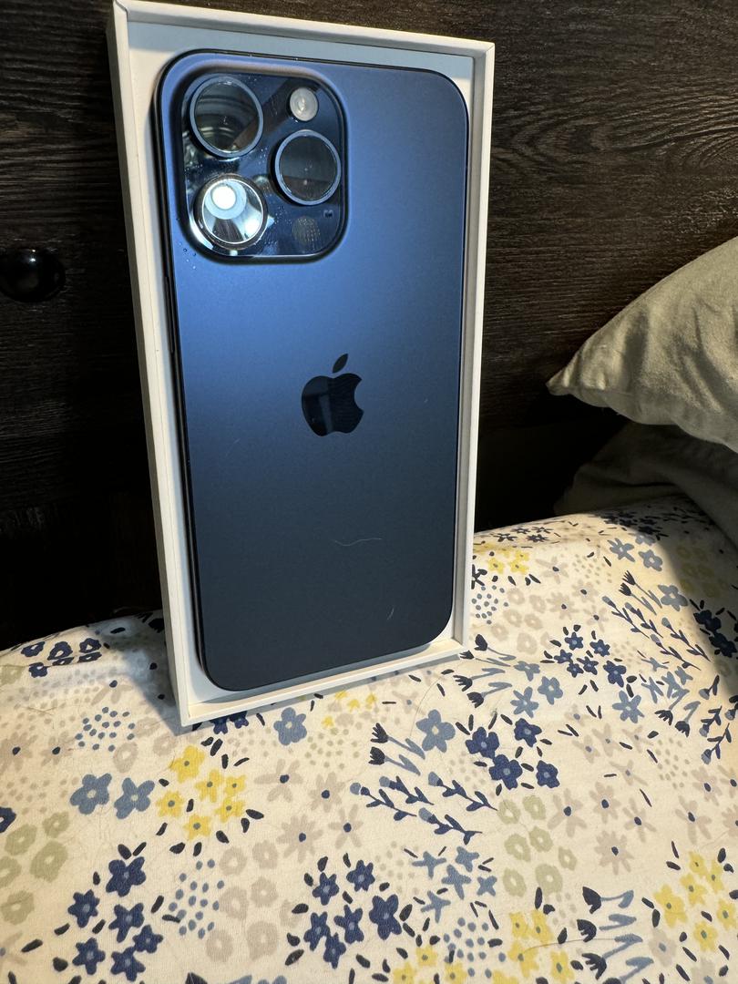 Apple iPhone 15 Pro Max - Verizon, Blue, 1TB, A2849 - LYHW07932 - Swappa